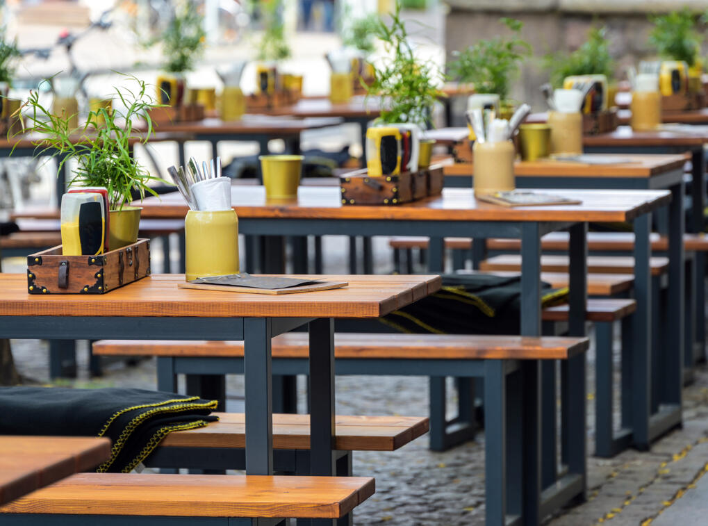 Restaurant Table Bases – Semi Exact