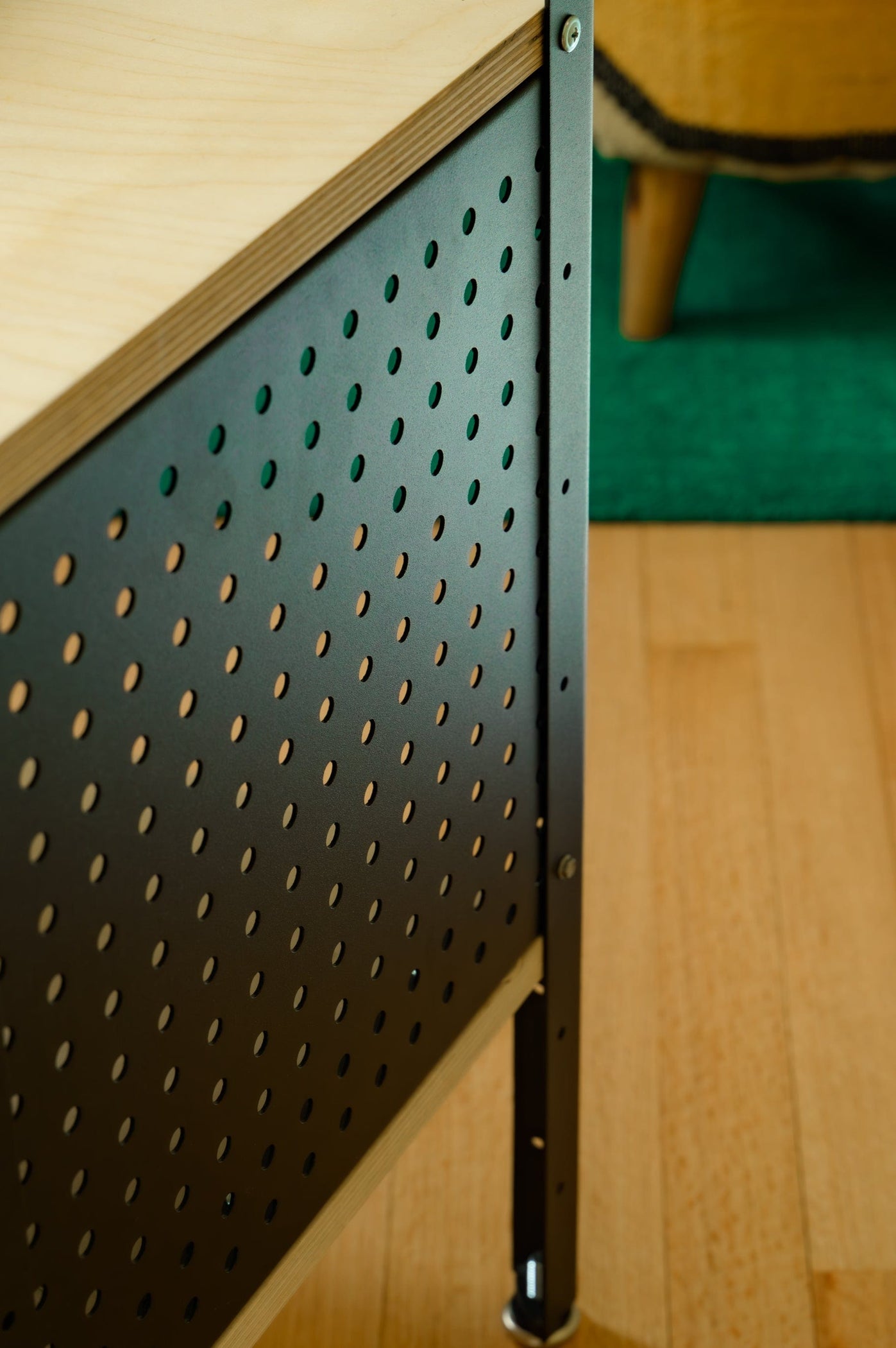 Accessories & Hardware - Semi Exact