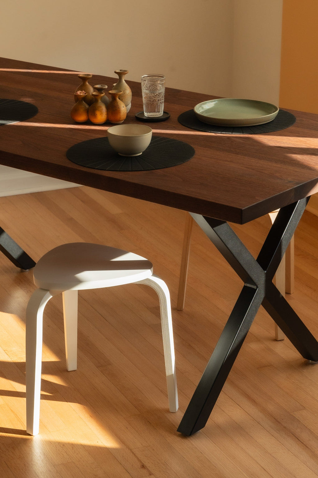 X-Frame Table Base – Semi Exact