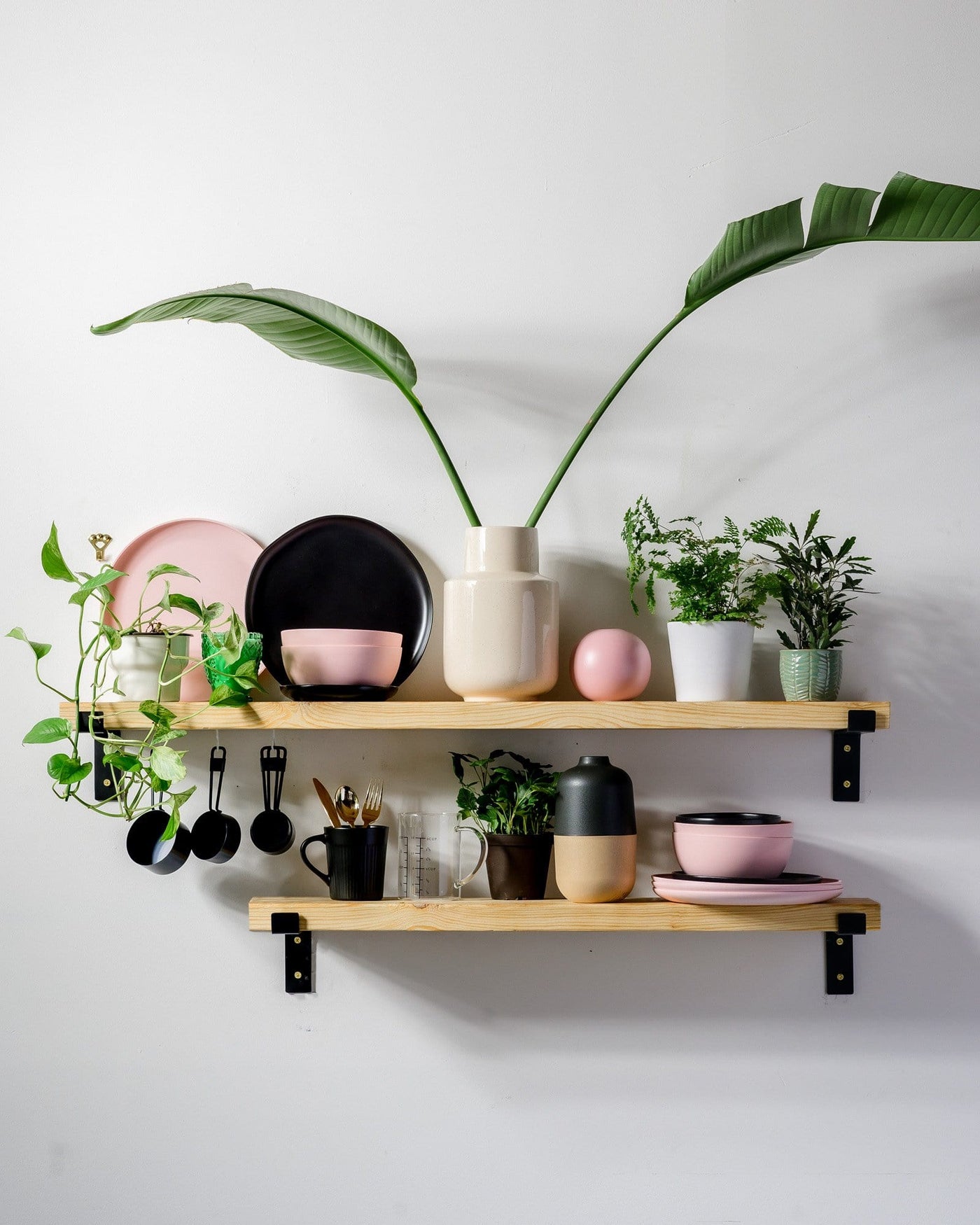 Bent Flat Bar Shelf Bracket with Lip – Semi Exact