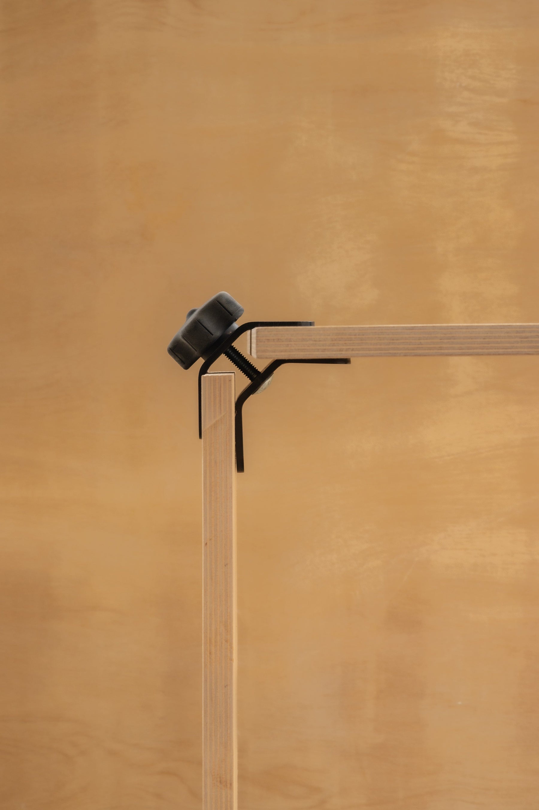 Corner Bracket – Semi Exact