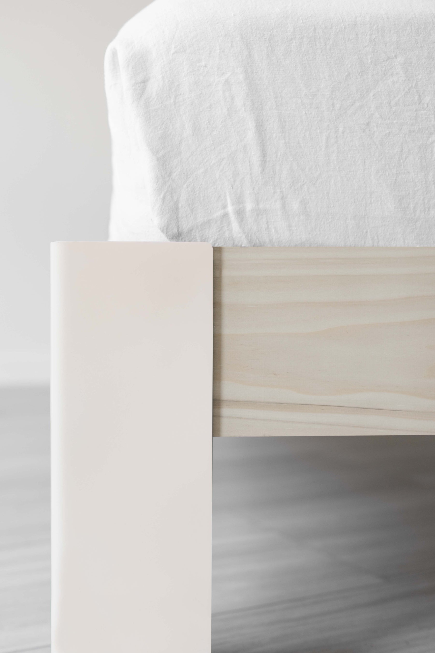 Box Frame Bed – semi exact